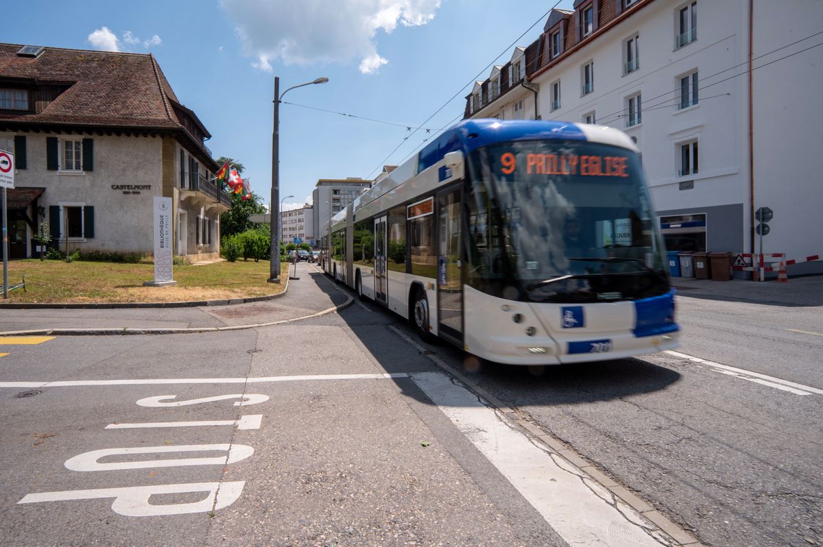 Transports publics lausannois: Le bus snobe deux handicapés, un usager appelle la police | 24 heures