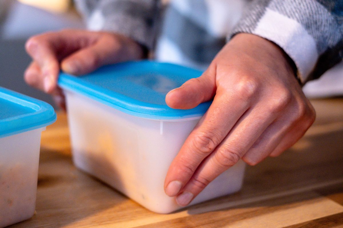 Kolumne zum Thuner Club Mokka: Die Krux mit der Tupperware-Box | Berner ...