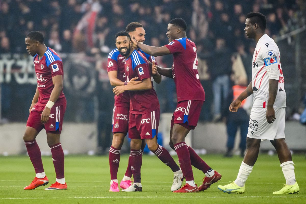 Football: Le but magique de Clichy? L’idée vient d’un supporter ...