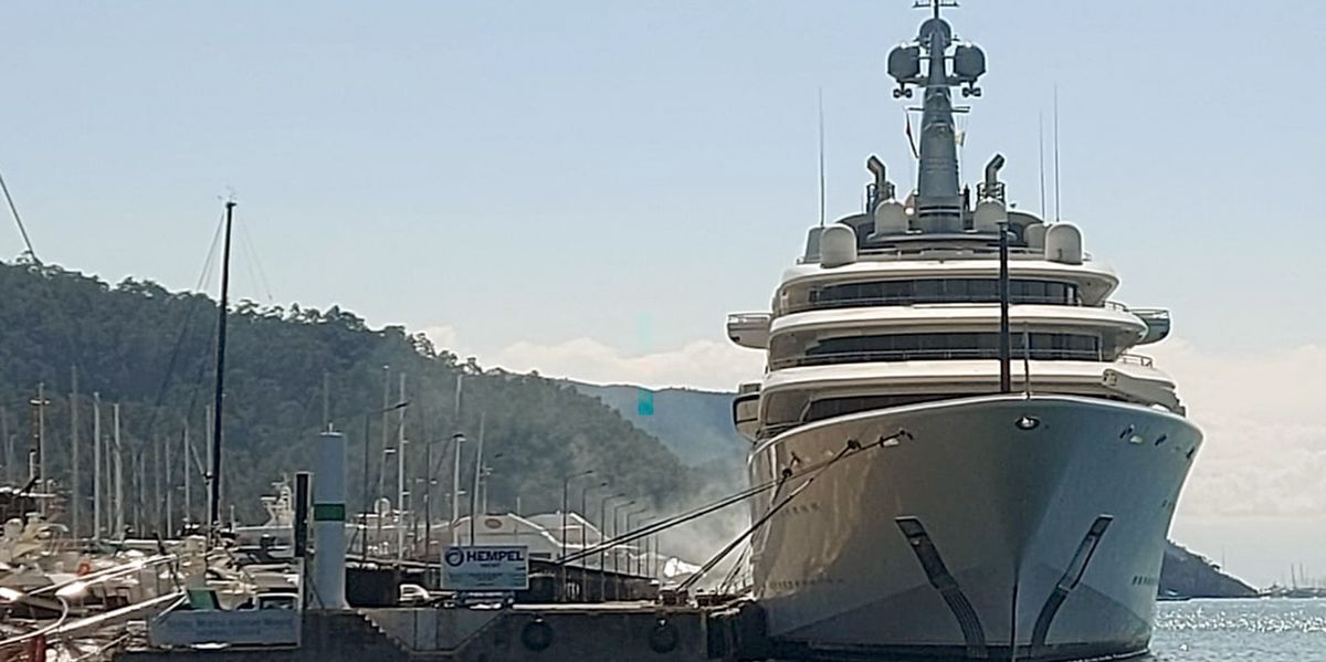 Roman Abramowitschs Superjacht Eclipse auf Weg nach Istanbul