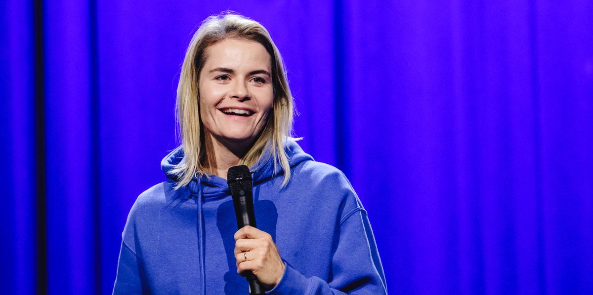 Hazel Brugger zeigt erstmals Soloprogramm «Immer noch wach» | Der Bund