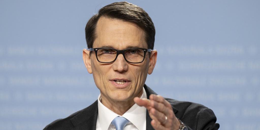 Politique monétaire: la BNS baisse son taux directeur à 0,25% | 24 heures