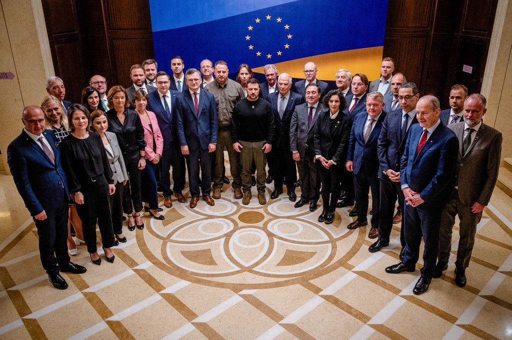 Treffen der EU-Aussenminister in Kiew: Baerbock: «EU reicht bald von ...