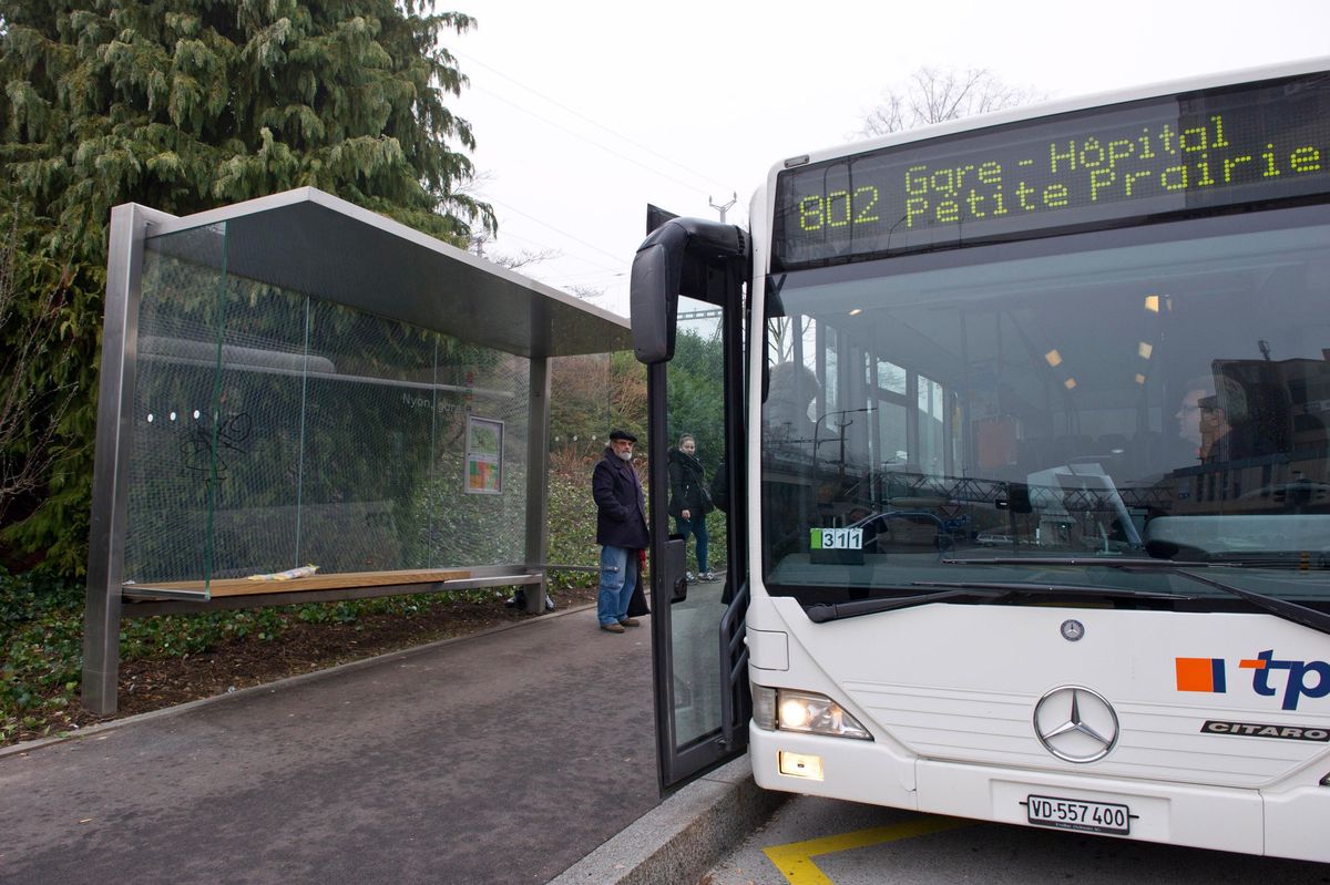 Mobilité douce: Les bus nyonnais rouleront davantage | 24 heures