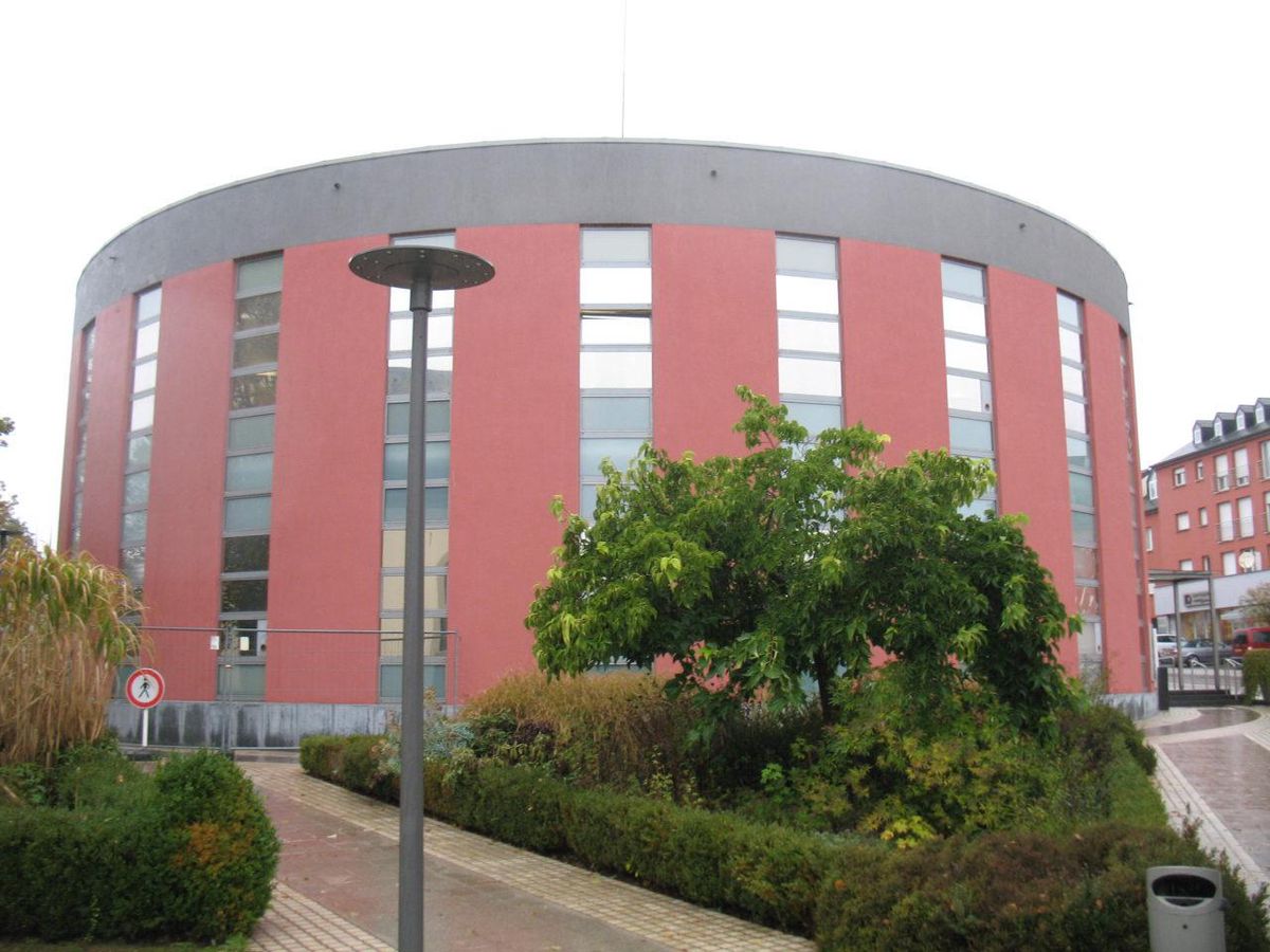 Nouveau bâtiment – Le projet de mairie de Sandweiler a été dévoilé - L ...