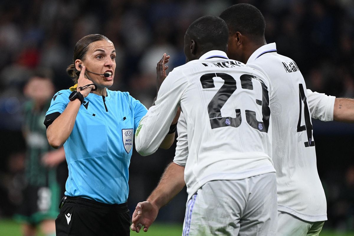 Coupe du monde: Stéphanie Frappart va écrire l’histoire jeudi | Tribune ...