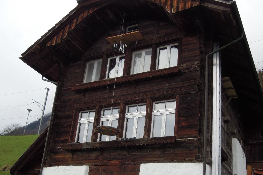 Das Schulhaus Ebligen ist verkauft | Berner Zeitung