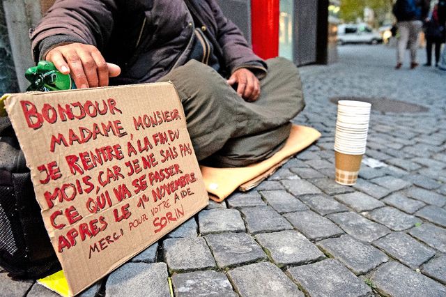 Les mendiants dans l'illégalité depuis minuit | 24 heures