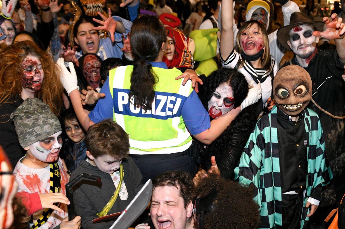 Heisshunger auf Menschenhirn: Eine Zombie-Horde überfällt Basel ...