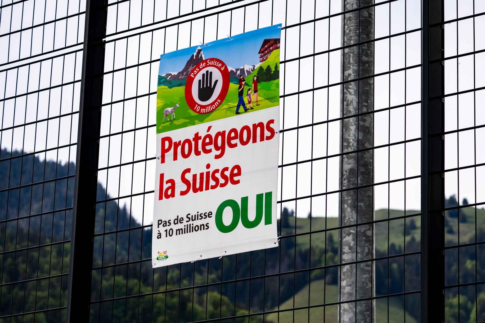 «Pas de Suisse à 10 millions»: choisissons les faits, pas les slogans