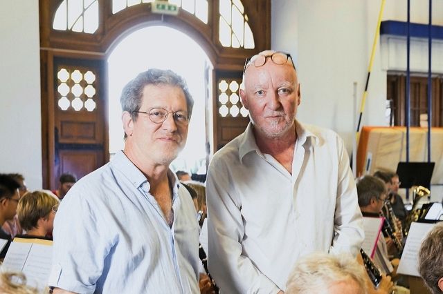 Les notes interchangeables de Lee Maddeford et Daniel Perrin | 24 heures