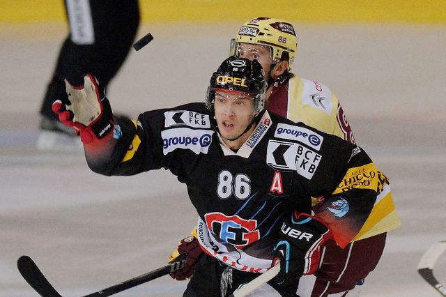 Julien Sprunger: «J'aime bien jouer contre Ge/Servette!» | Tribune de ...