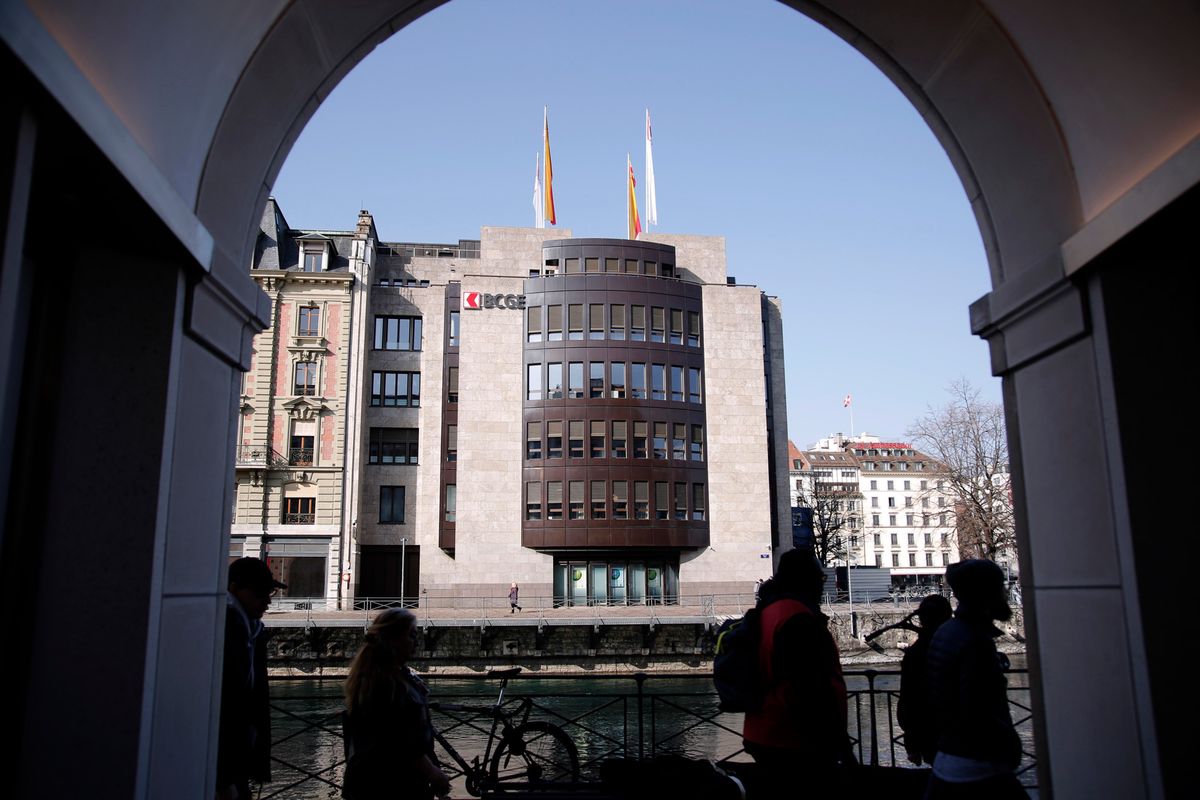 Finance: Les juteuses affaires des banques cantonales romandes BCGE BCV ...