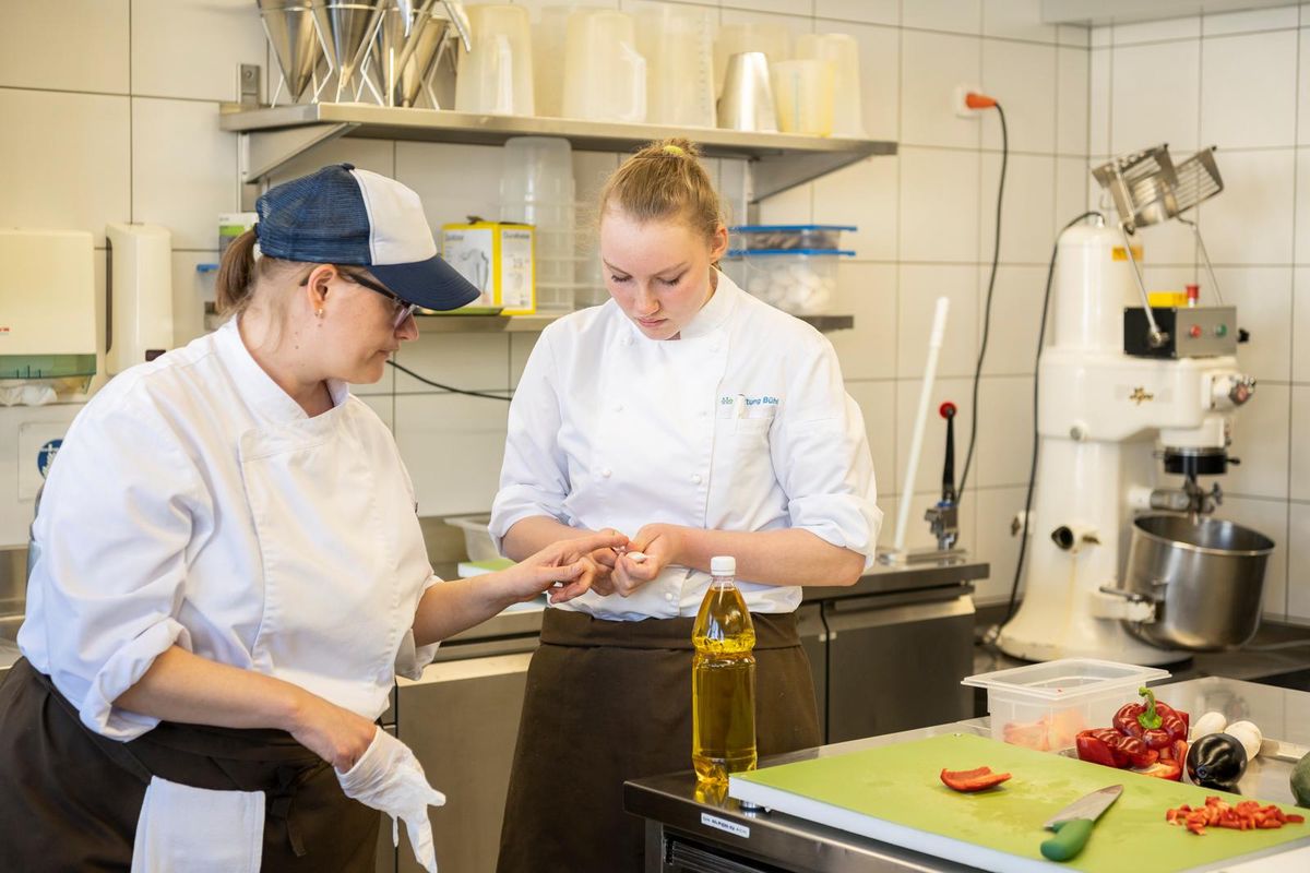 Kritik an Grossauftrag – Einzigartige Ausbildungsplätze in der Stiftung ...