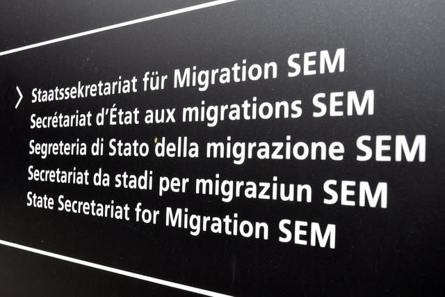 Le SEM biffe des postes face à la baisse des demandes d’asile | Tribune ...