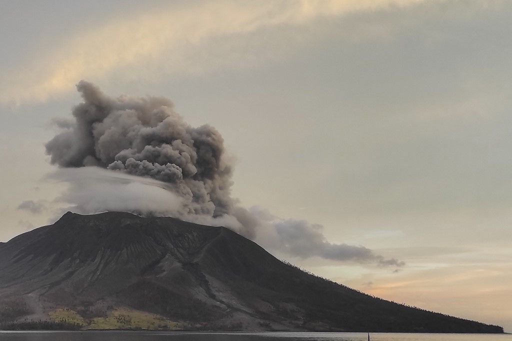 Indonésie: nouvelle éruption du volcan Ruang | Tribune de Genève