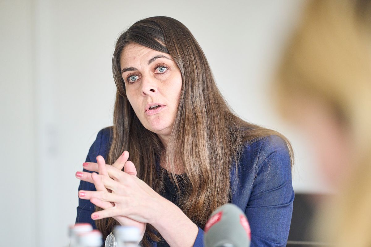 Nach dem Schefer-Bericht: Stephanie Eymann stellt Polizeikommandant ...