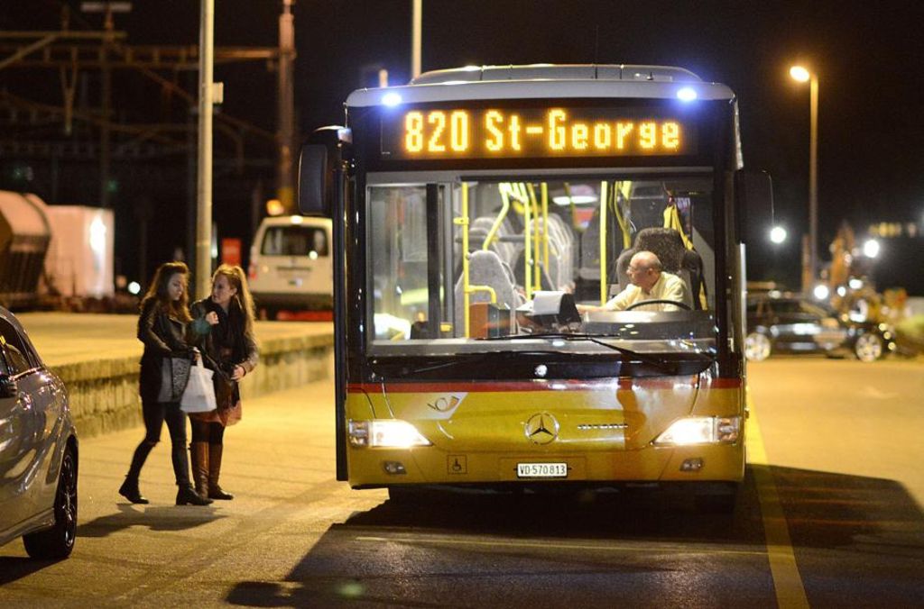 Les habitants de Nyon réclament des bus nocturnes | Tribune de Genève