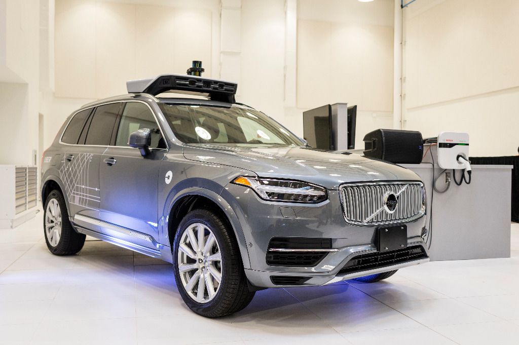 Uber laisse ses voitures autonomes sur les routes | 24 heures