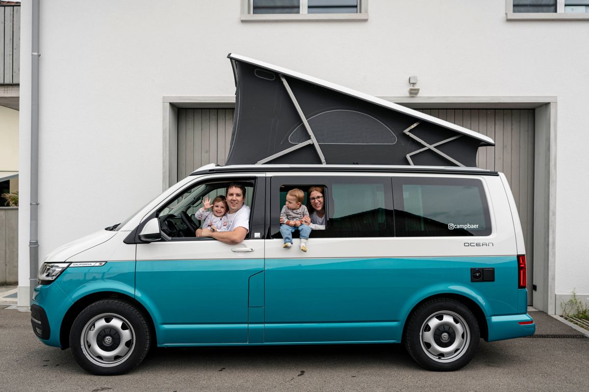 VW-Bus-Unternehmer: Dominik und Claudia De Bastiani, Höri | Tages-Anzeiger