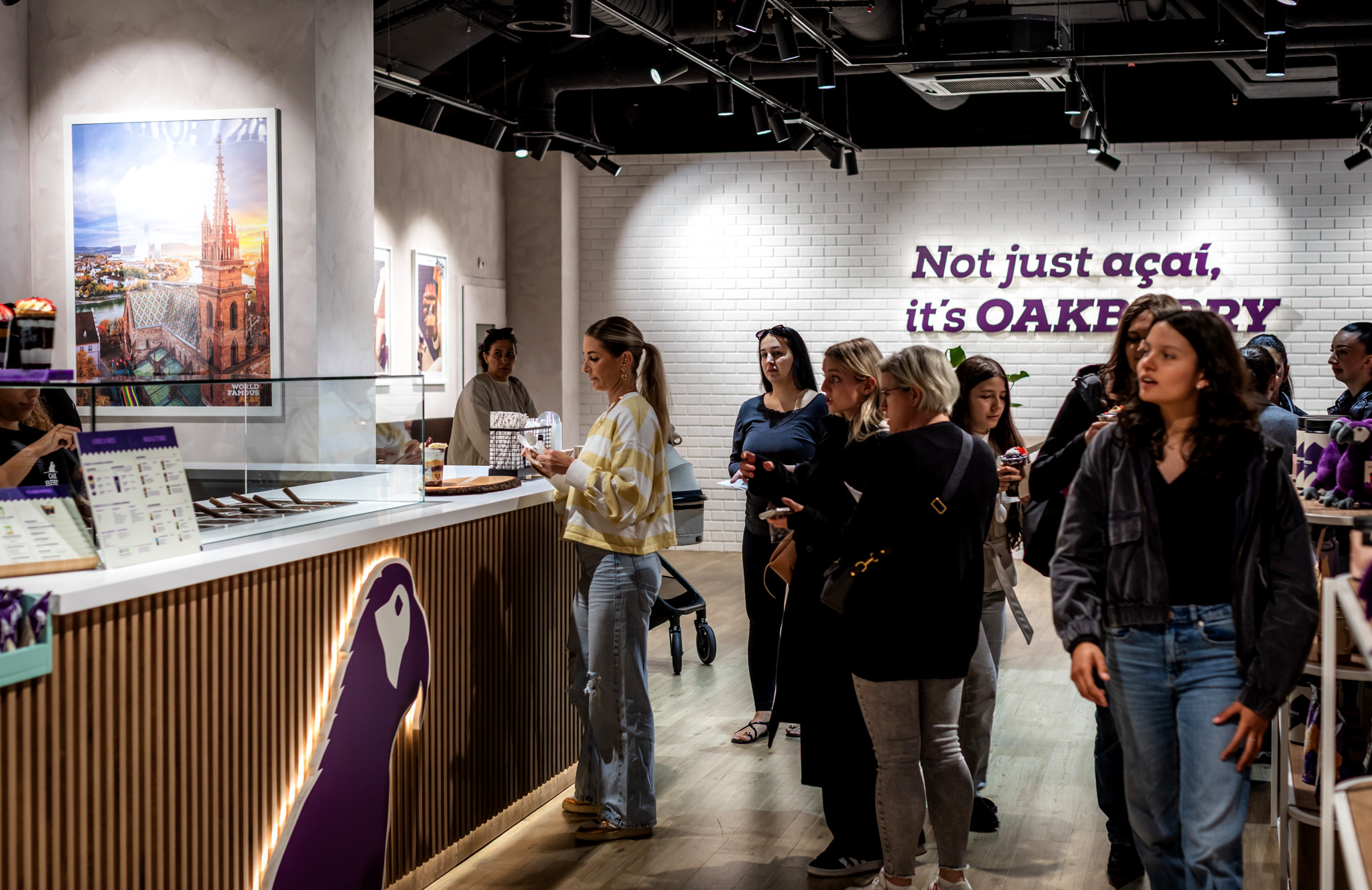 Oakberry Basel Neueröffnung: Gehypte Açaí-Bowls beim Joggeli