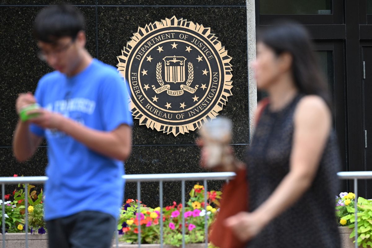 Etats-Unis: Le FBI espionne régulièrement les communications d ...