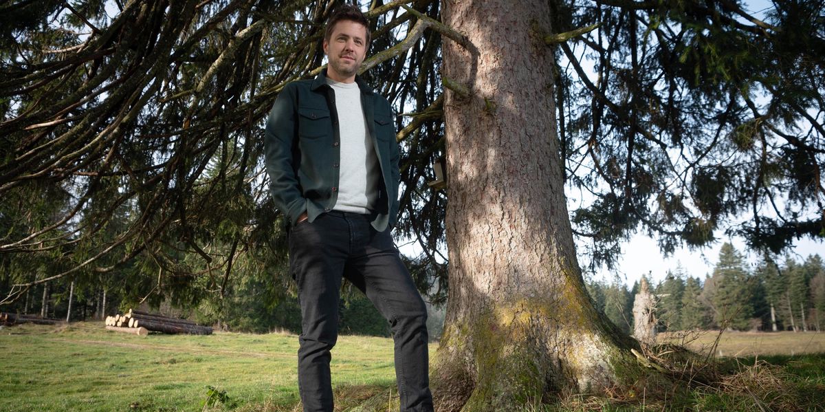 Fabien Roy, designer, plie l’épicéa vaudois à la japonaise | 24 heures