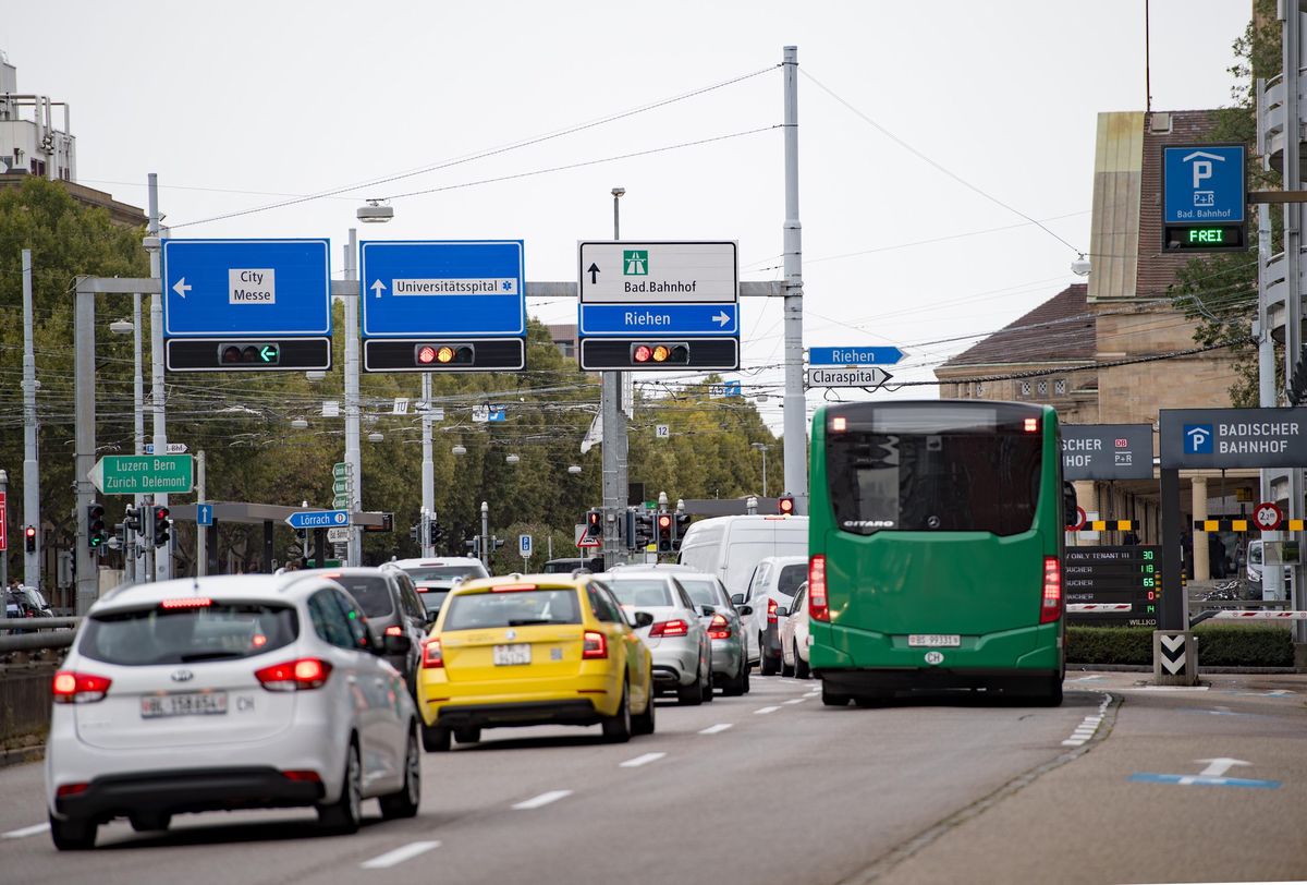 Städteverband in Basel zu Gast: «Privater Verkehr passt nicht ins 21 ...