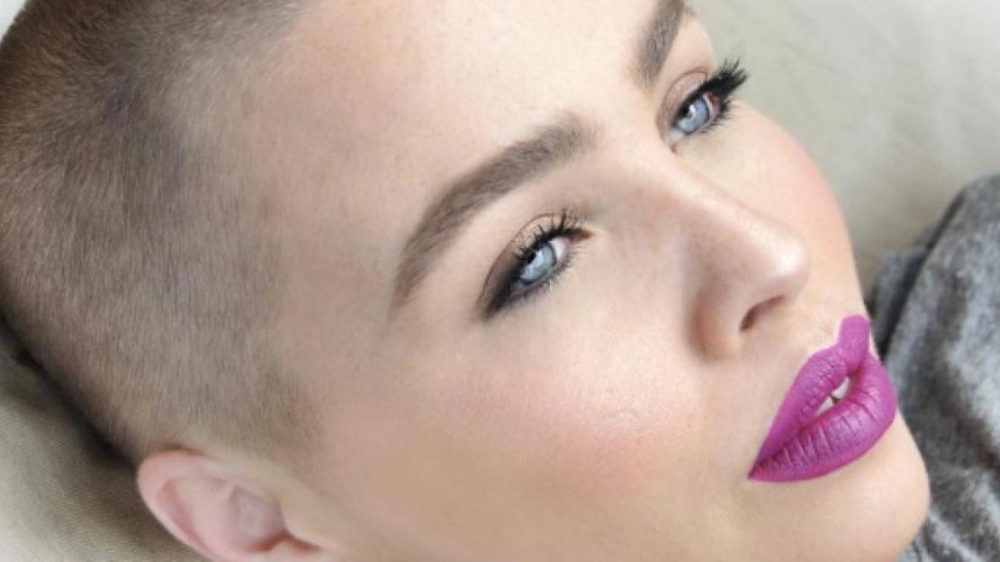 Coiffure – De plus en plus de filles osent le crâne rasé - L'essentiel