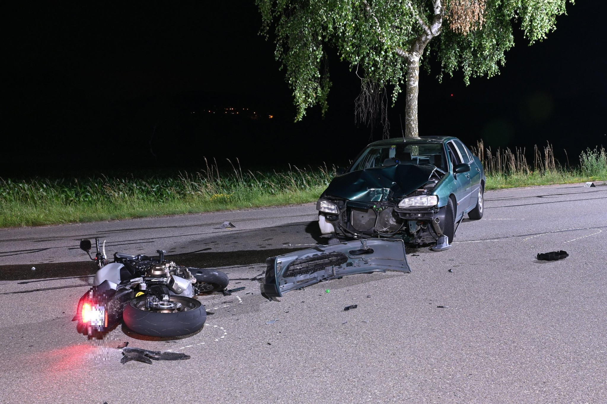 Unfall in Neftenbach – Töfffahrer wird in Riet schwer verletzt | Tages-Anzeiger