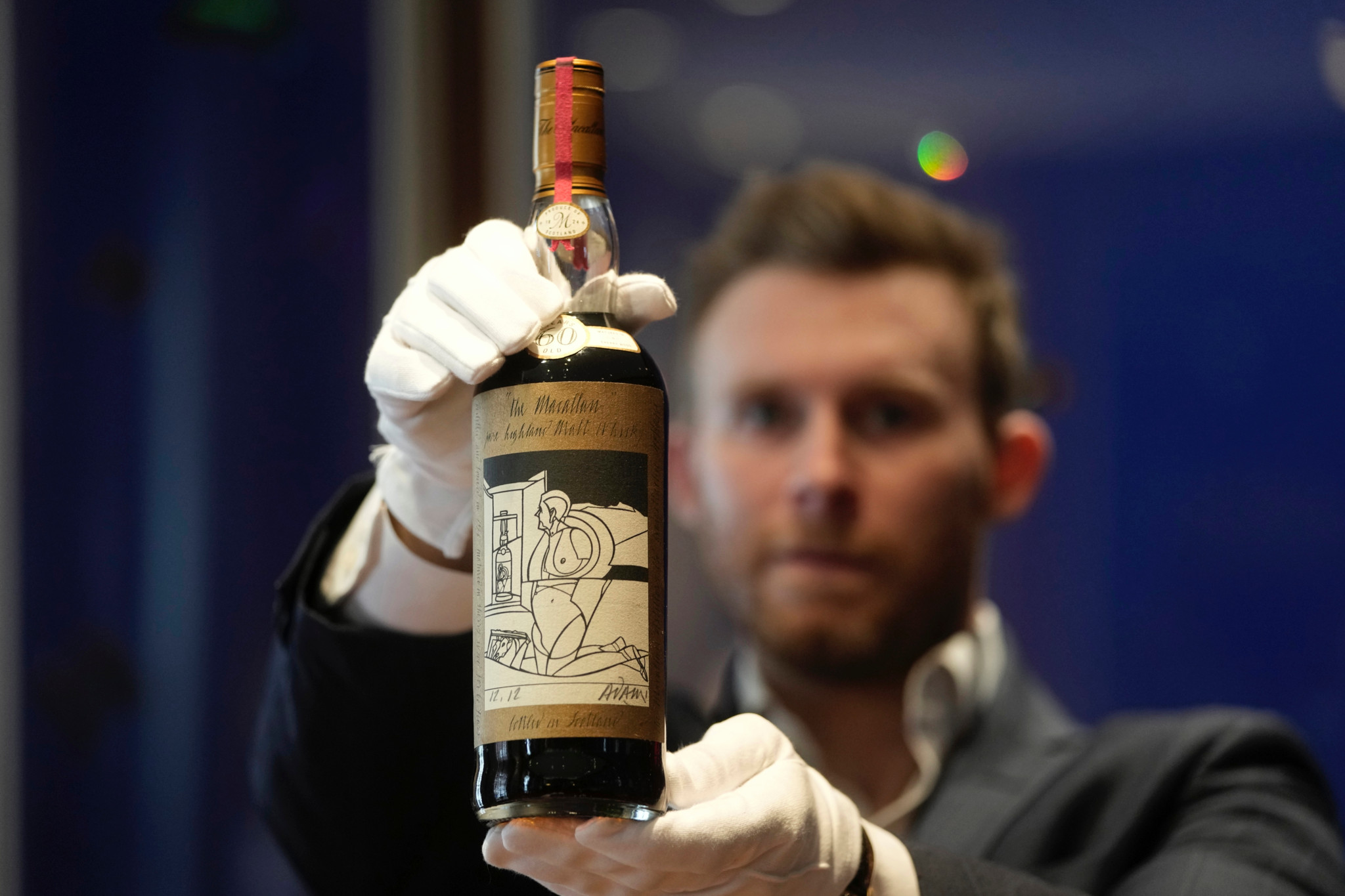 Macallan 1926 Valerio Adami: Whisky für Rekordpreis von 2,1 Millionen ...