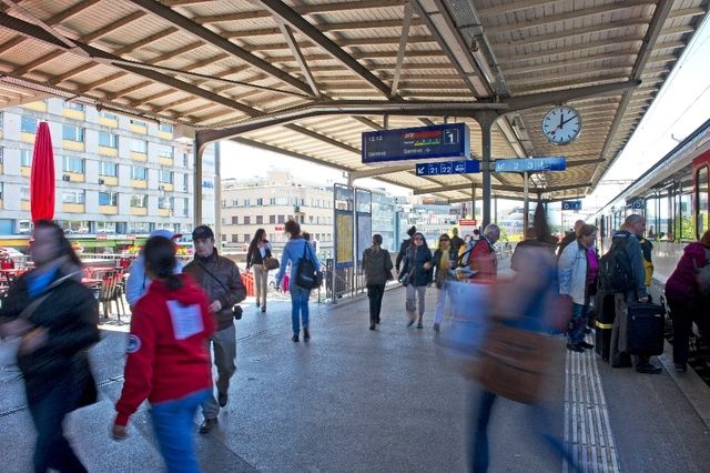 La clope est bannie des quais de la gare de Nyon | 24 heures