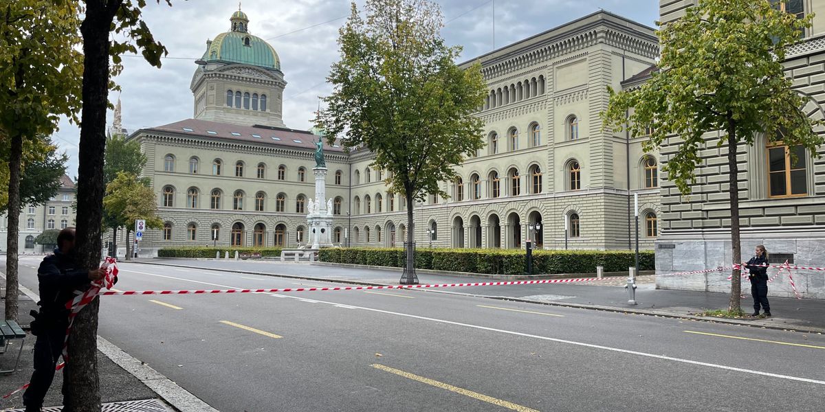 Bern: Bundesplatz gesperrt – Blaulichteinsatz vor dem Bundeshaus | Der Bund