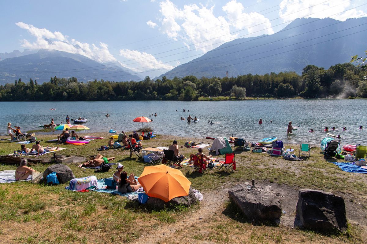 Les déchets, éternelle malédiction de la gouille de Saint-Triphon?
