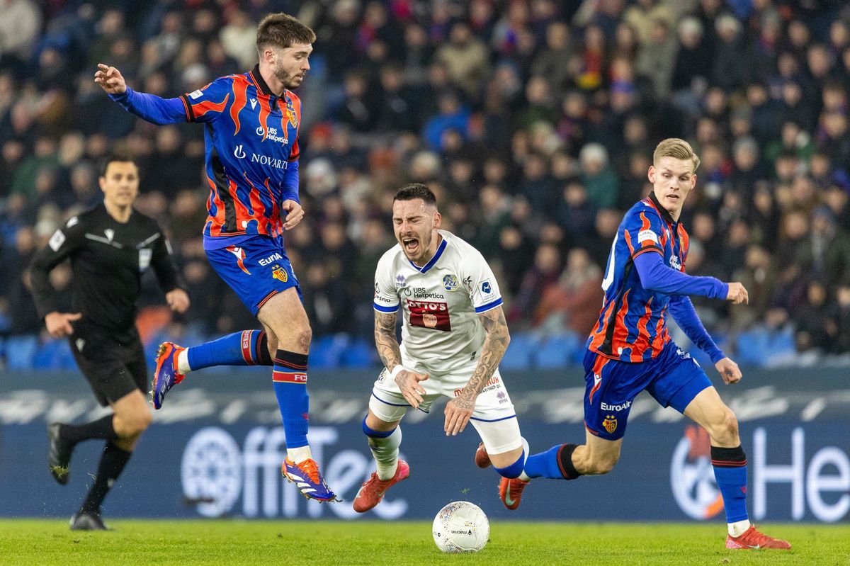 Kim Kulig und Fabio Celestini sind mit dem FC Basel Erster | Basler Zeitung