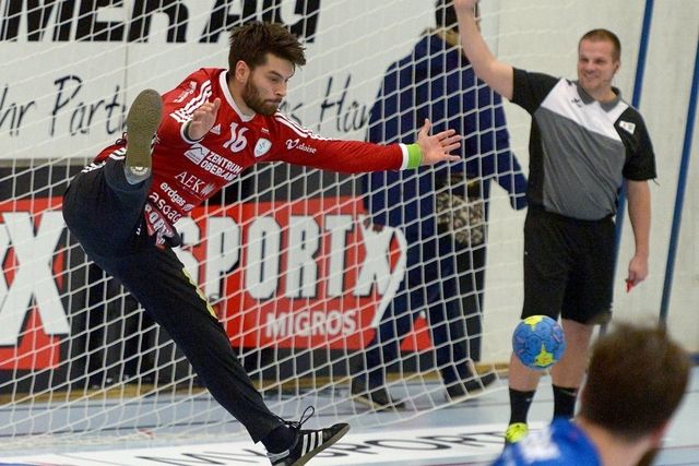 Wacker-Goalie debütiert mit 29 | Berner Zeitung