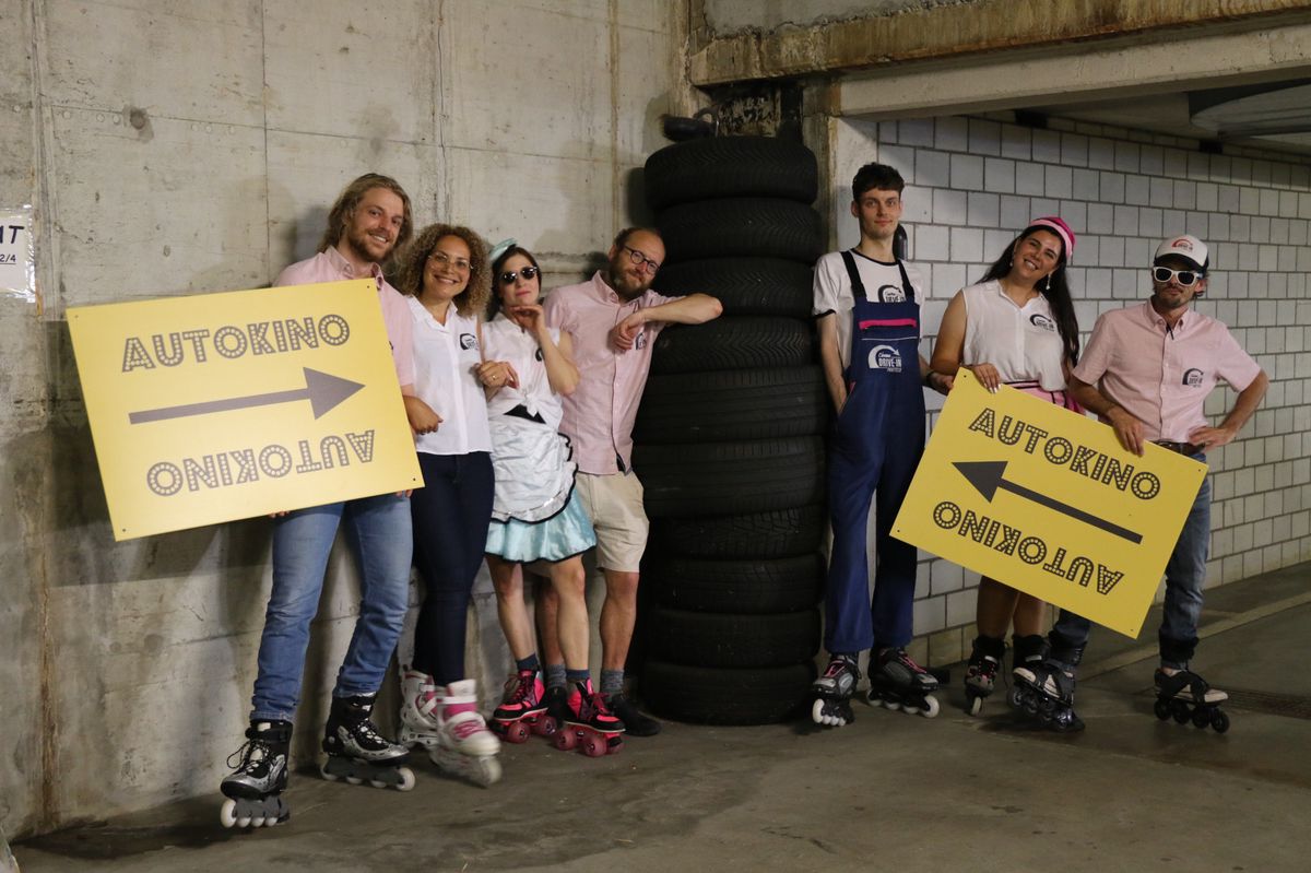 Autokino Pratteln: Rollergirls und Popcornboys gibt es nur hier ...