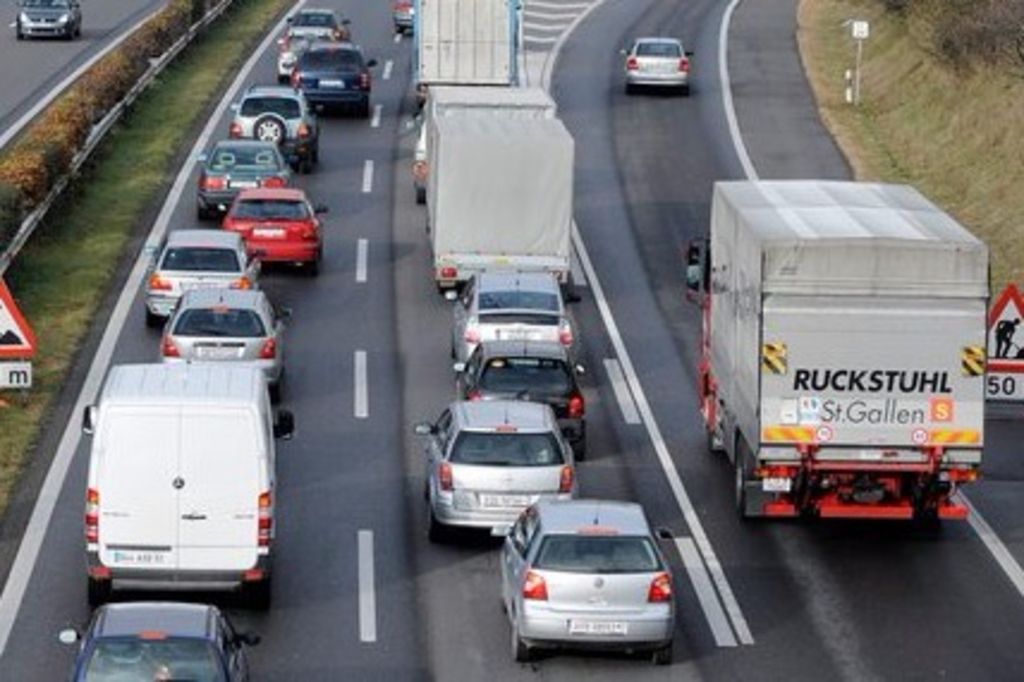 Trafic routier – Les Suisses toujours plus bloqués dans les bouchons ...
