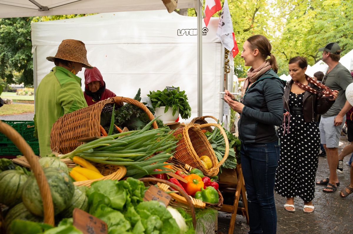 Produits locaux et bios: Les produits du terroir à la fête aux Bastions ...