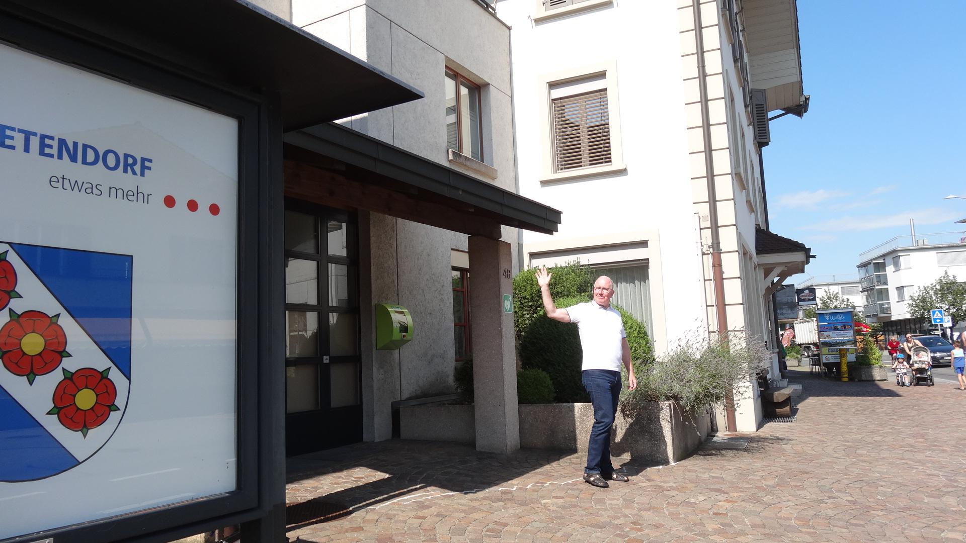 Gemeindeverwaltung Uetendorf - Vom Büro auf die Bühne | Berner Zeitung