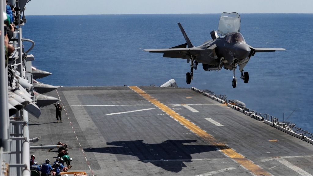 Japan will Flugzeugträger und kauft US-Vorzeige-Jet | Tages-Anzeiger