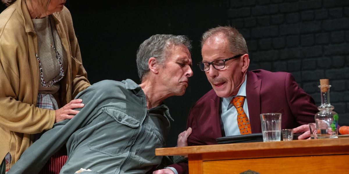 Mundartbühni Uetendorf: Wenn die Ross-Salbe Tote aufweckt | Berner ...