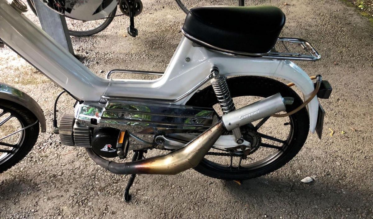 En Suisse – Avec son vélomoteur, il double à 96 km/h - L'essentiel