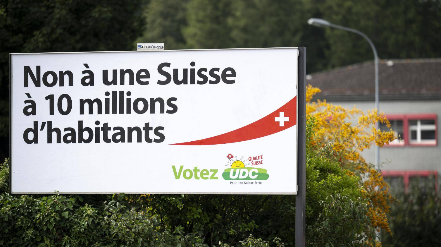 Immigration: patrons et syndicats unis contre l’initiative UDC