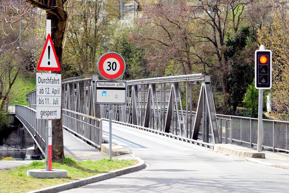 1. April in Flurlingen – Zeitung aus Schaffhausen fällt auf Weinländer ...