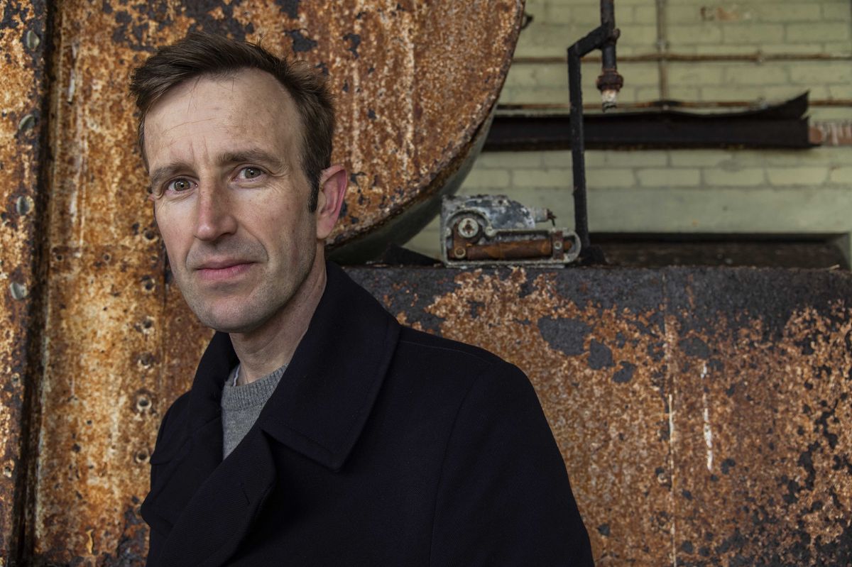Rentrée littéraire 2022: Robert Macfarlane, écrivain de grand chemin ...