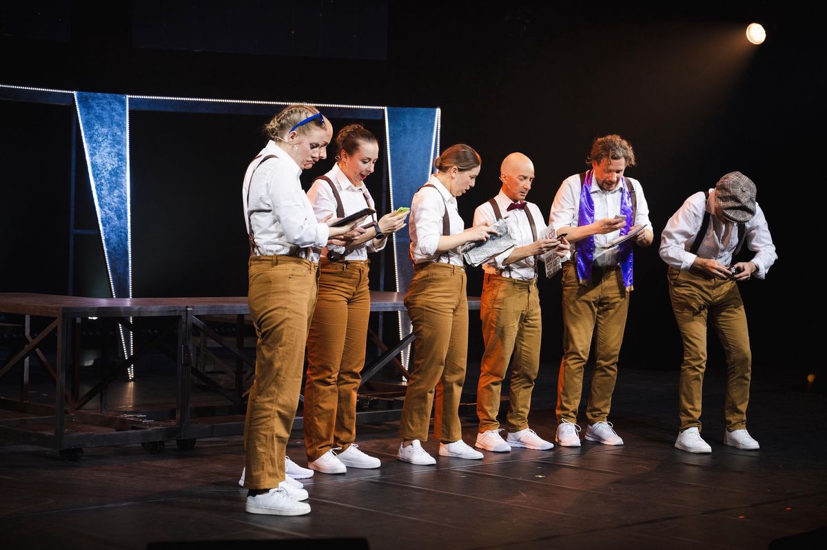 Théâtre: la Revue de Lausanne met la presse à sa Une | 24 heures