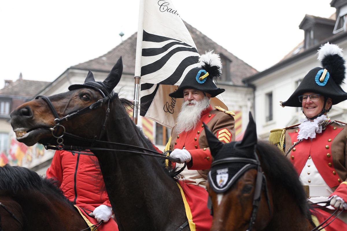 Histoire vaudoise: Les Milices vaudoises ont paradé à Aubonne | 24 heures