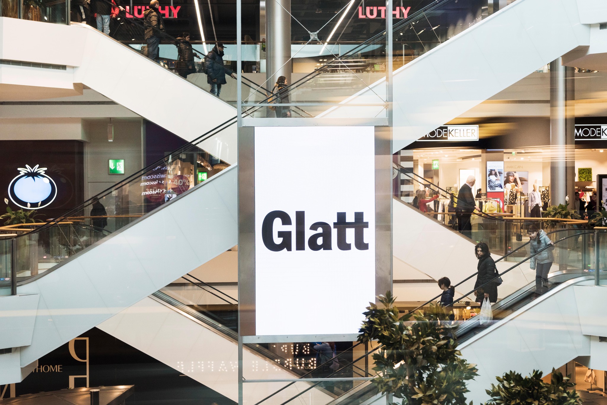 Dieb im Glattzentrum: Drei Monate Gefängnis für Brillenklau und ...