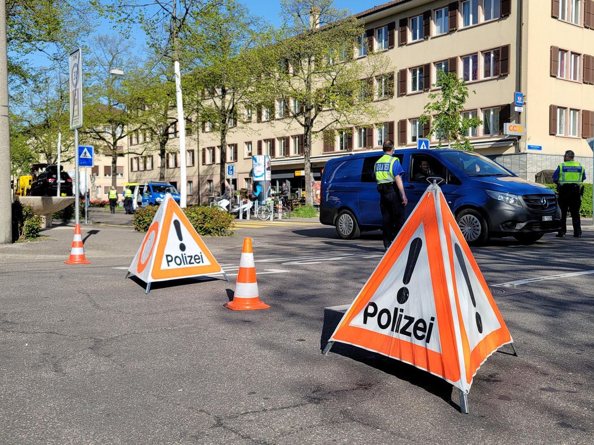 Tödlicher Unfall in Basel - Fussgängerin wird von Auto erfasst und ...